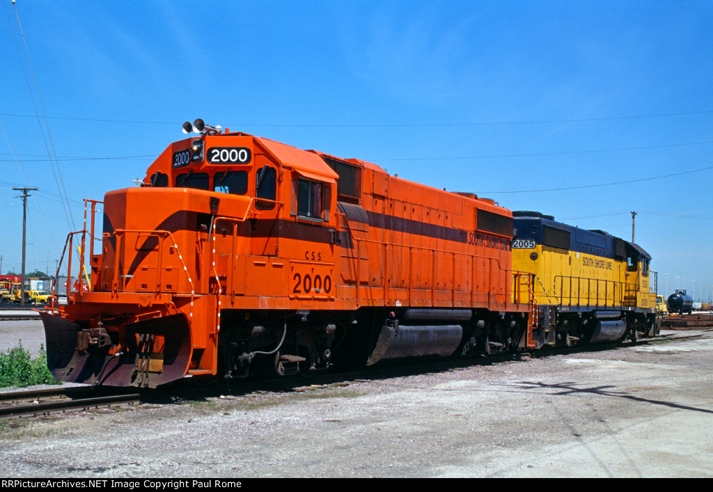 CSS 2000, 2005, EMD GP38-2, at the CNW Proviso Yard